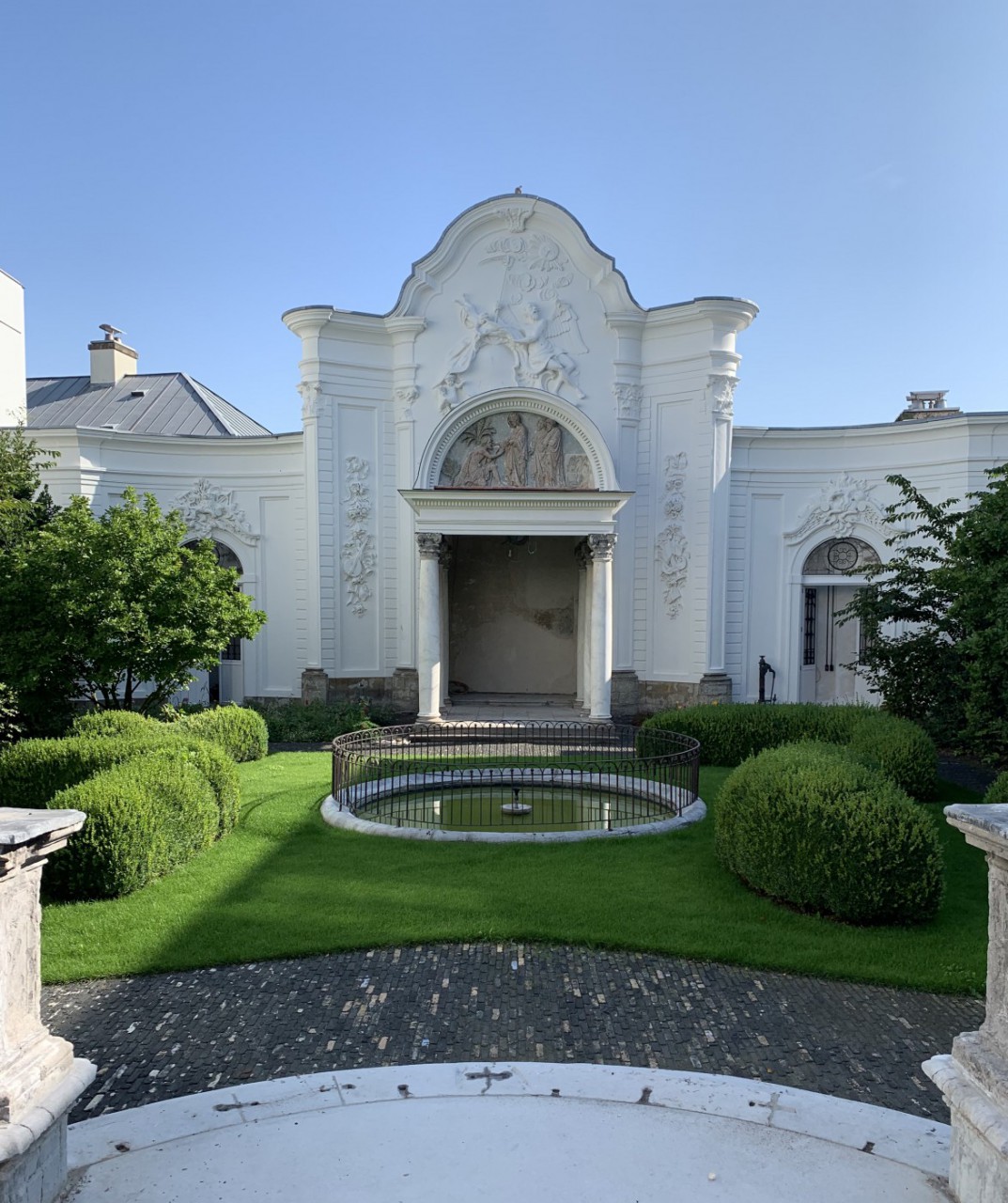 Dada Chapel, Moortgat distillery - C-DS Kasseien